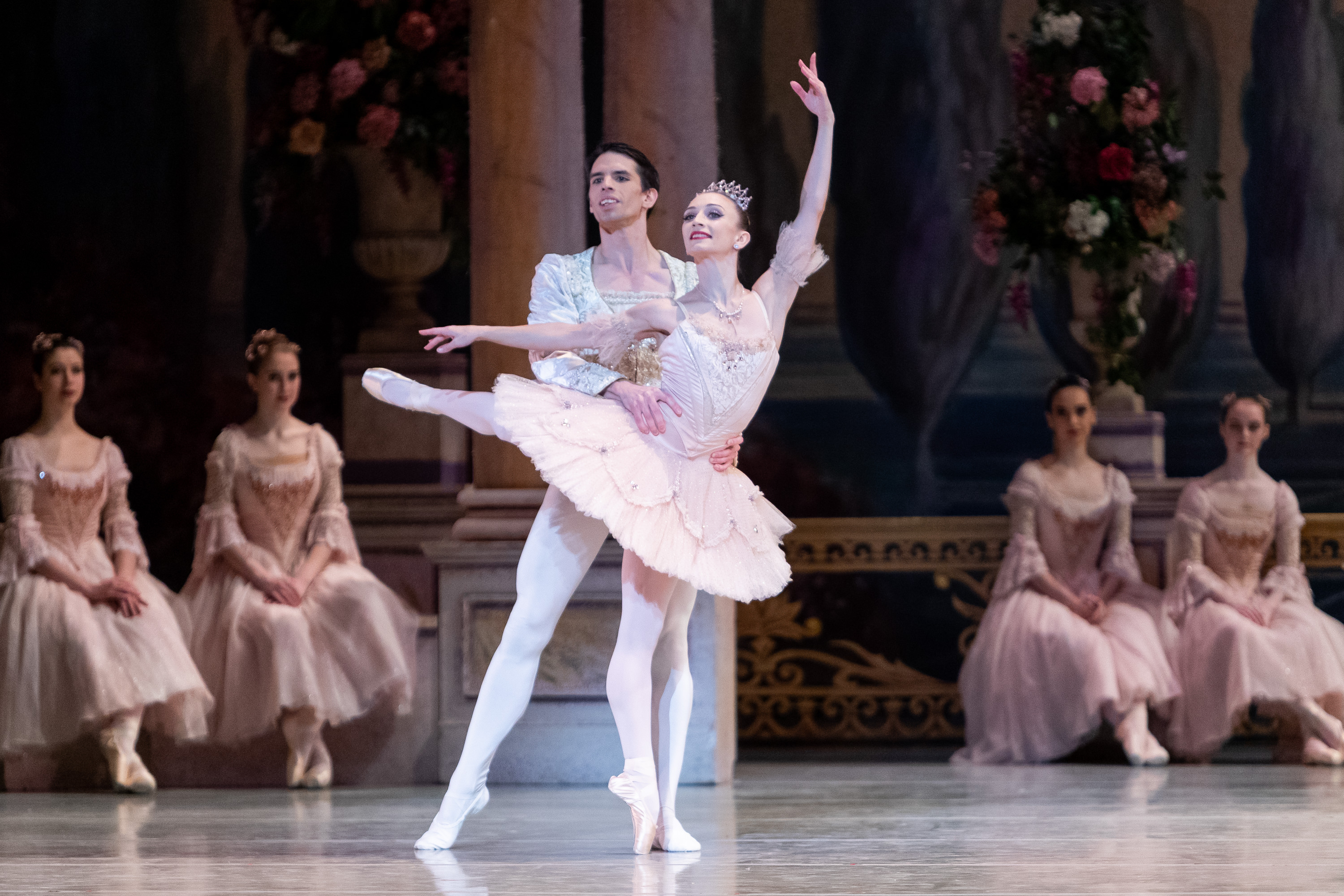 Royal Winnipeg Ballet presents Nutcracker – Our Communities
