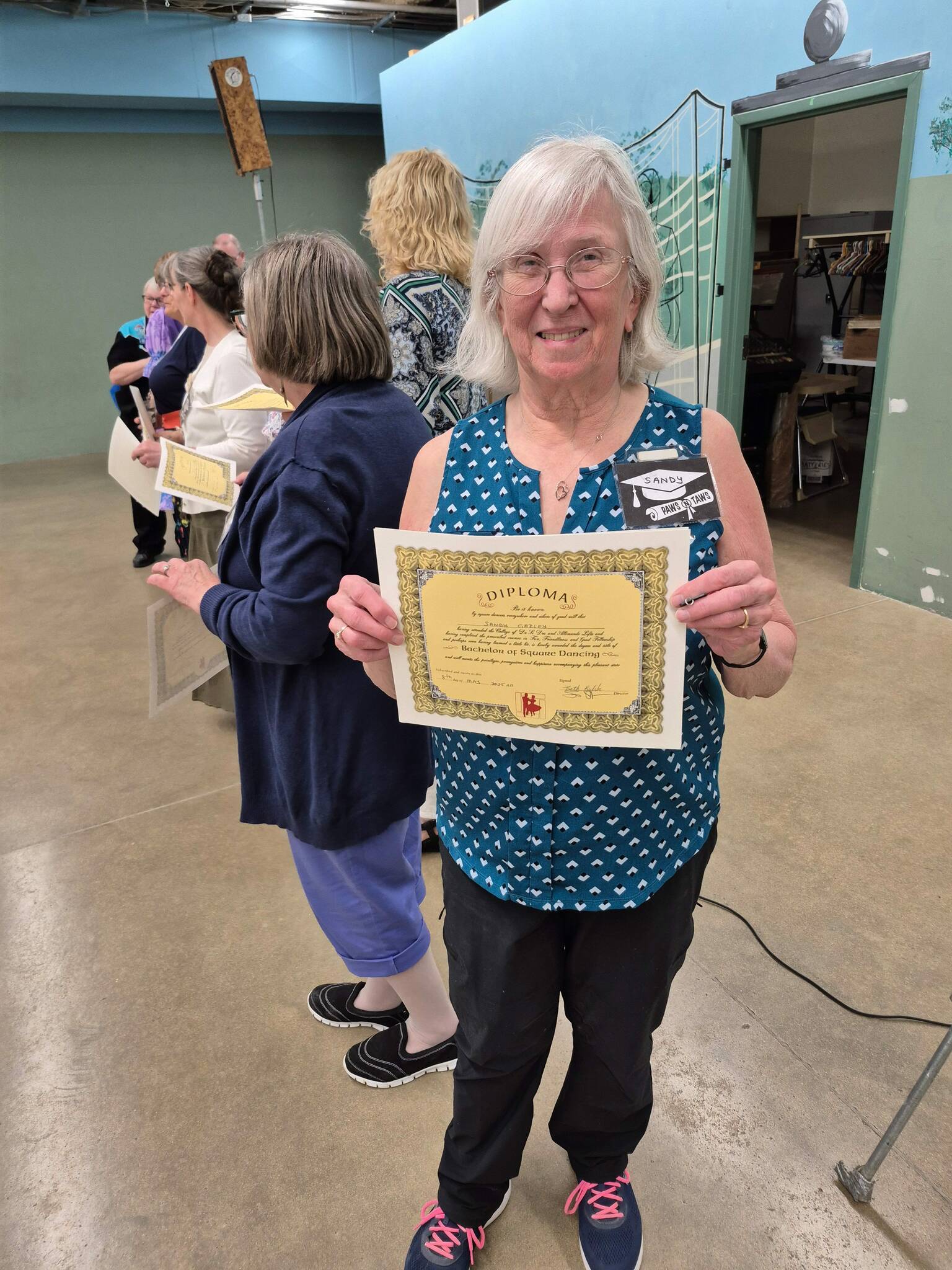 Square dancing group winning hearts – Our Communities