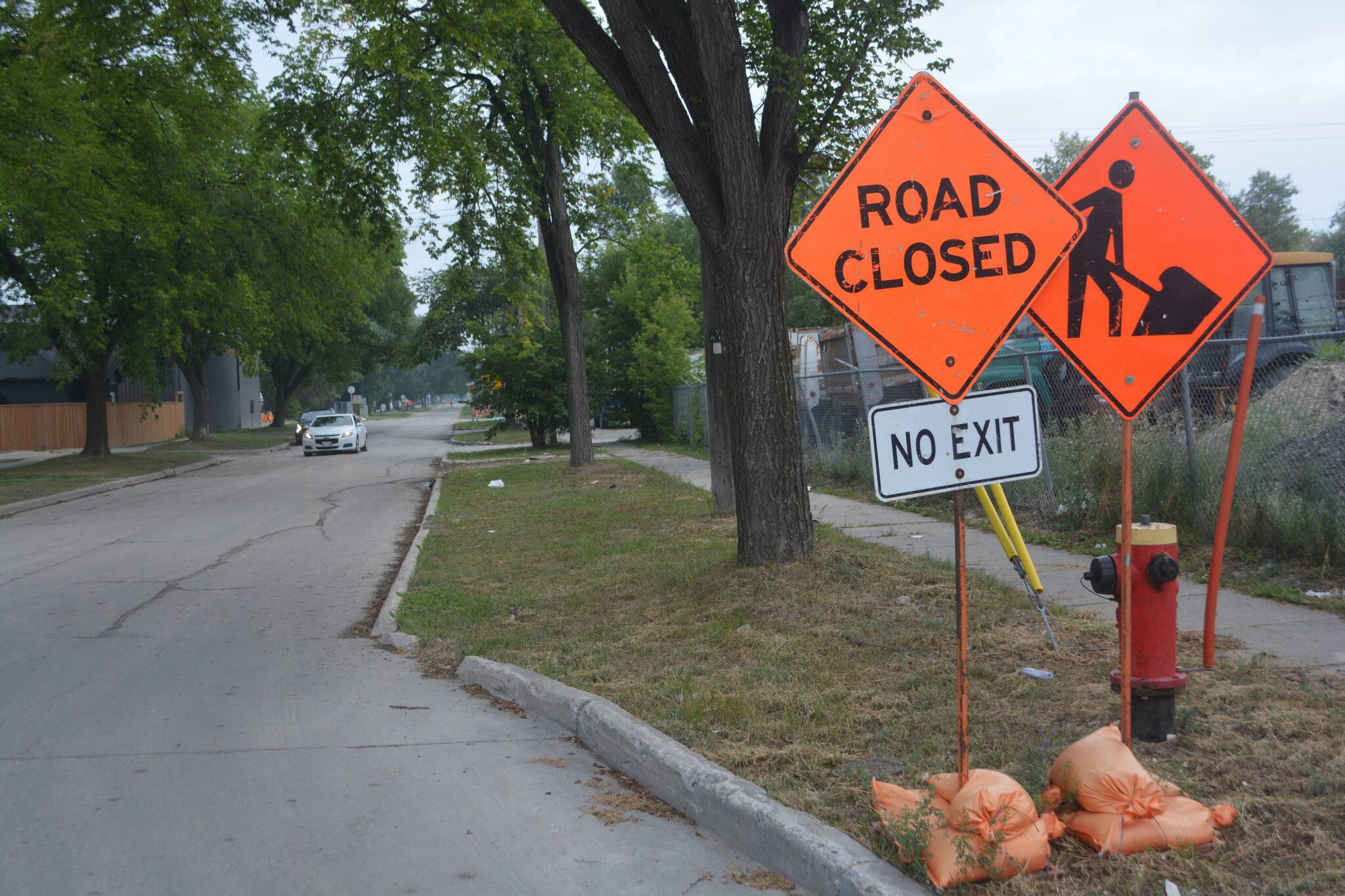 Confusing construction signs – Our Communities