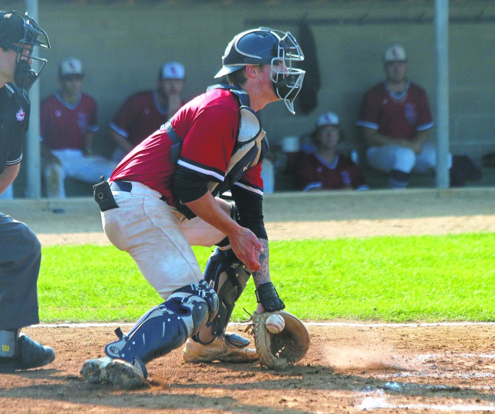 Gunderson cleans up at MJBL awards – The Carillon