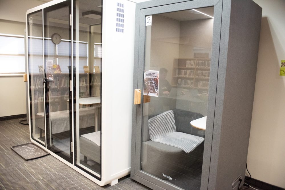 Library gets new study pods – The Carillon