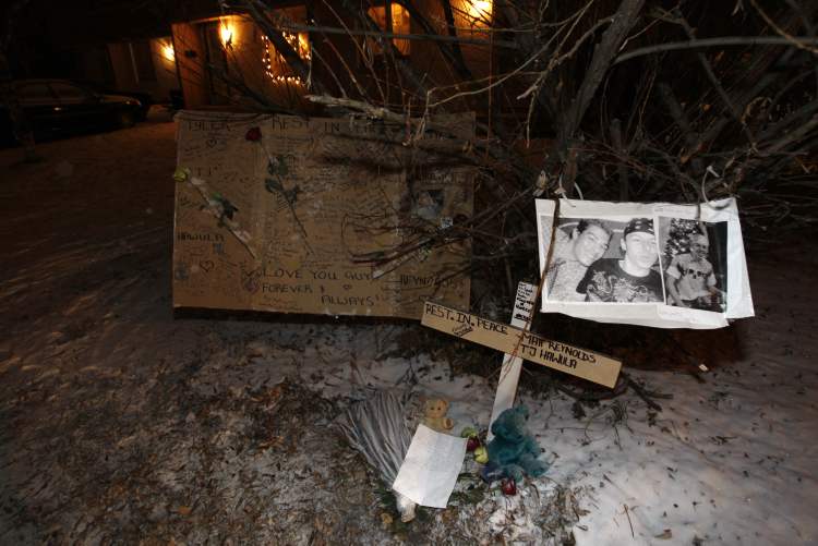 Double murder trial opens with dramatic 911 calls – Winnipeg Free Press