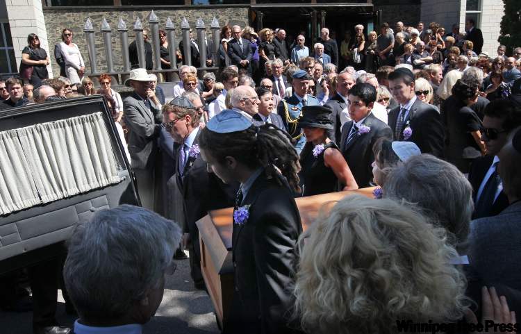 Hundreds say goodbye to ‘Babs’ Asper – Winnipeg Free Press