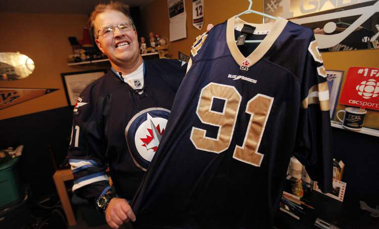 Game day with Dancing Gabe – Winnipeg Free Press