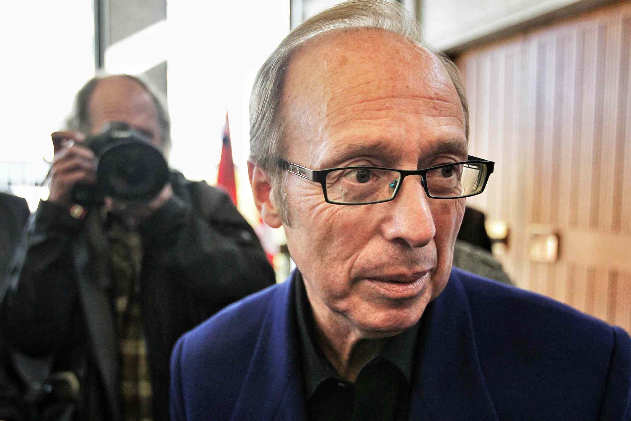 Departure not tied to review: mayor – Winnipeg Free Press