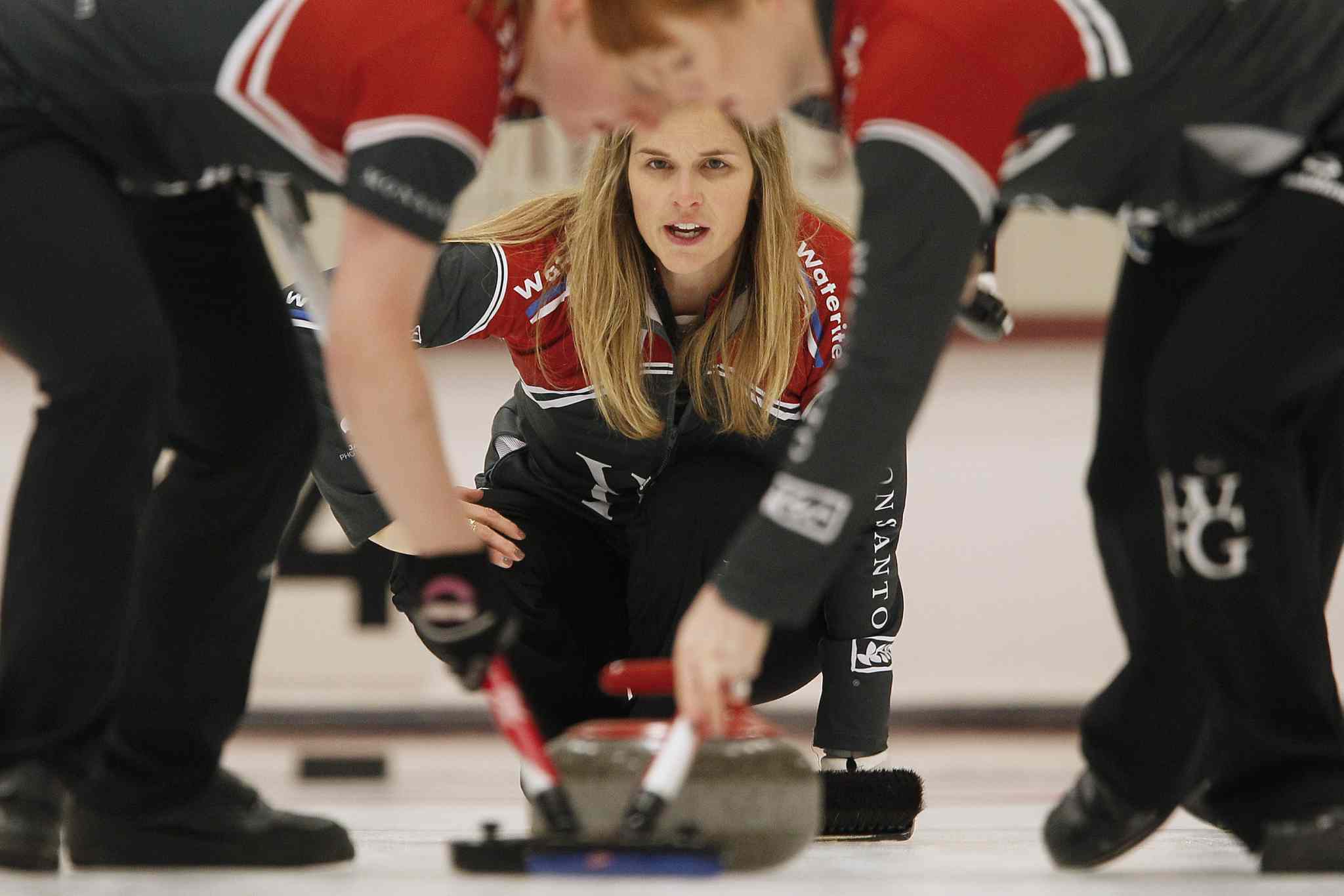 Jones perfect on the pebble – Winnipeg Free Press