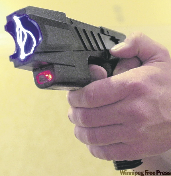 Manitoba policing agencies review RCMP’s new Taser policy – Winnipeg ...