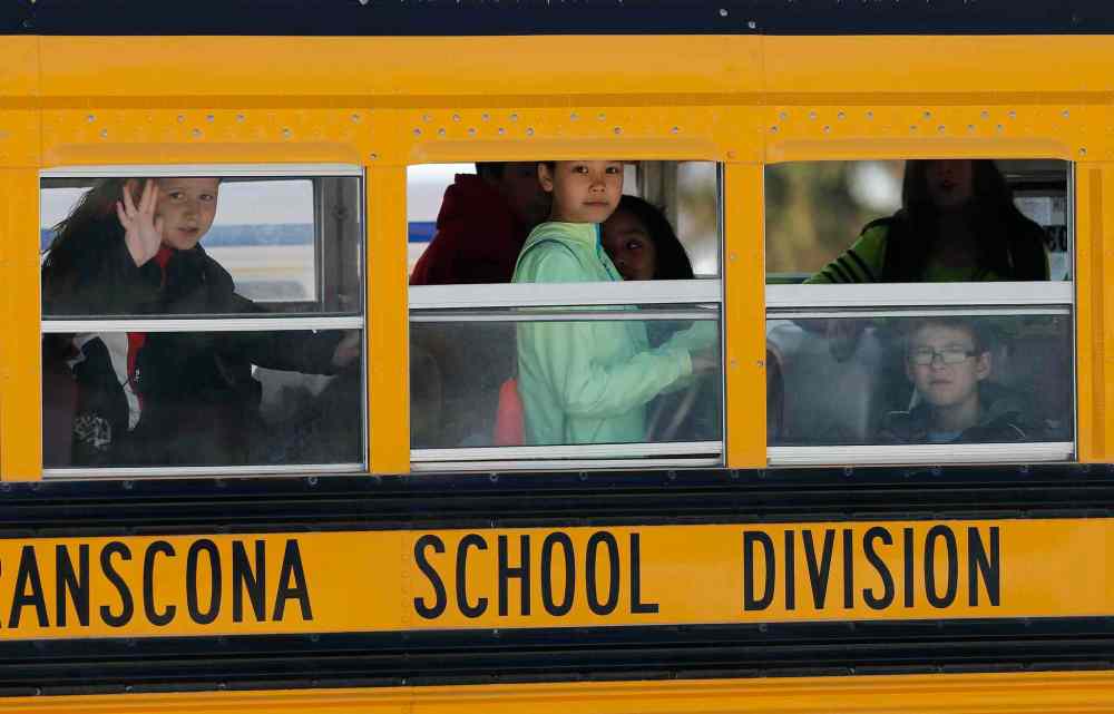 Hour-plus rides in school buses persist – Winnipeg Free Press
