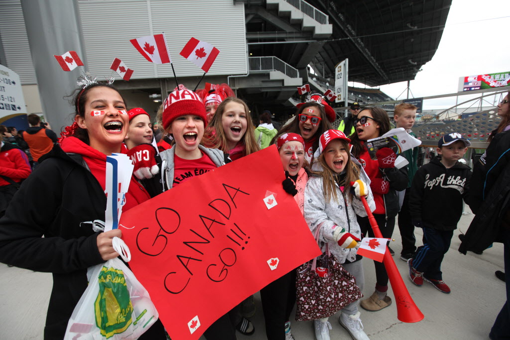 Soccer fans pack stadium for Canada-USA friendly – Winnipeg Free Press