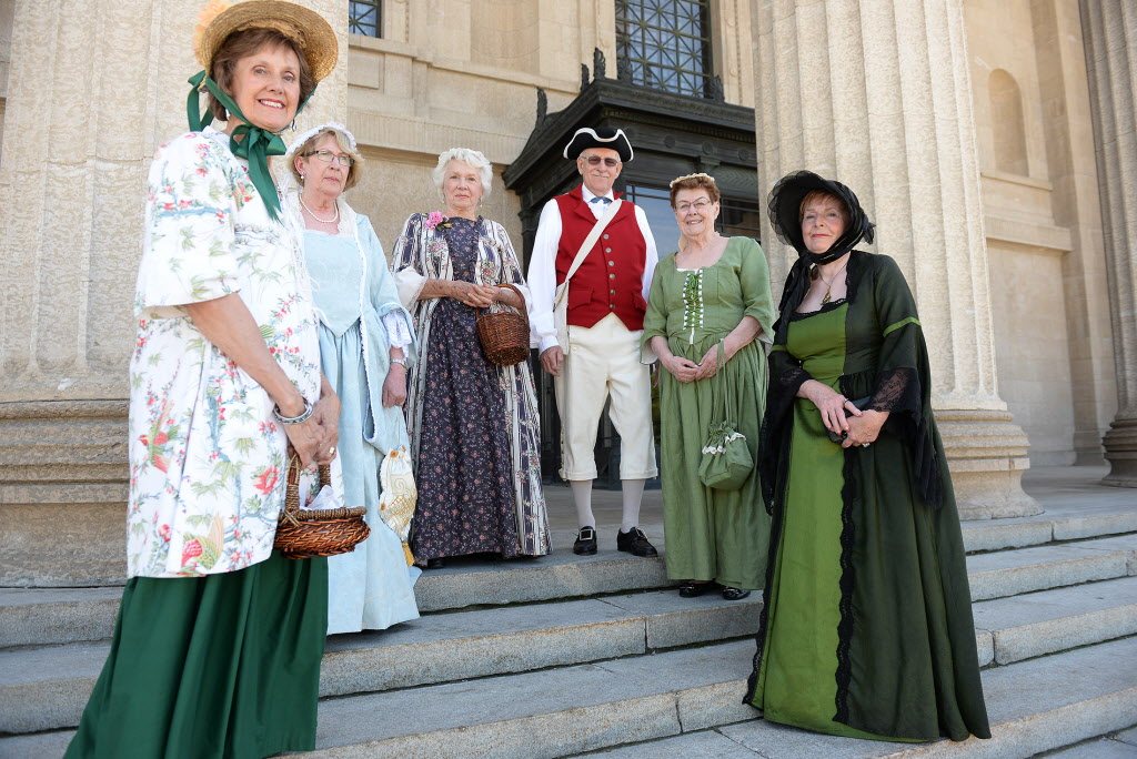 Loyalists mark 100 years – Winnipeg Free Press