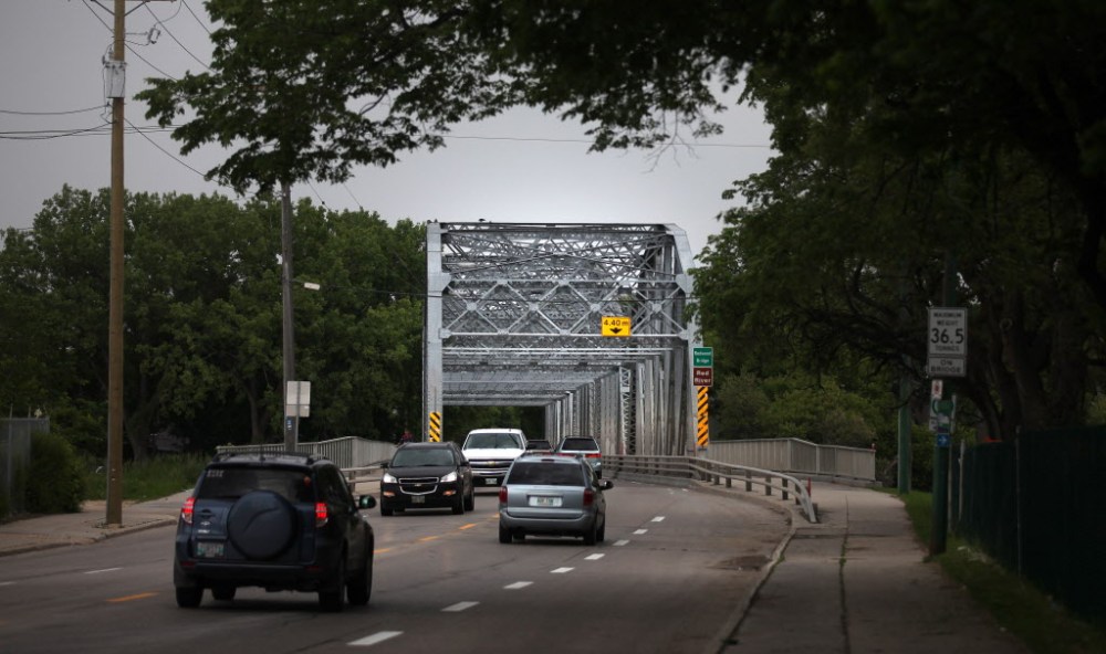 Redwood Bridge to be renamed after Lazarenko – Winnipeg Free Press