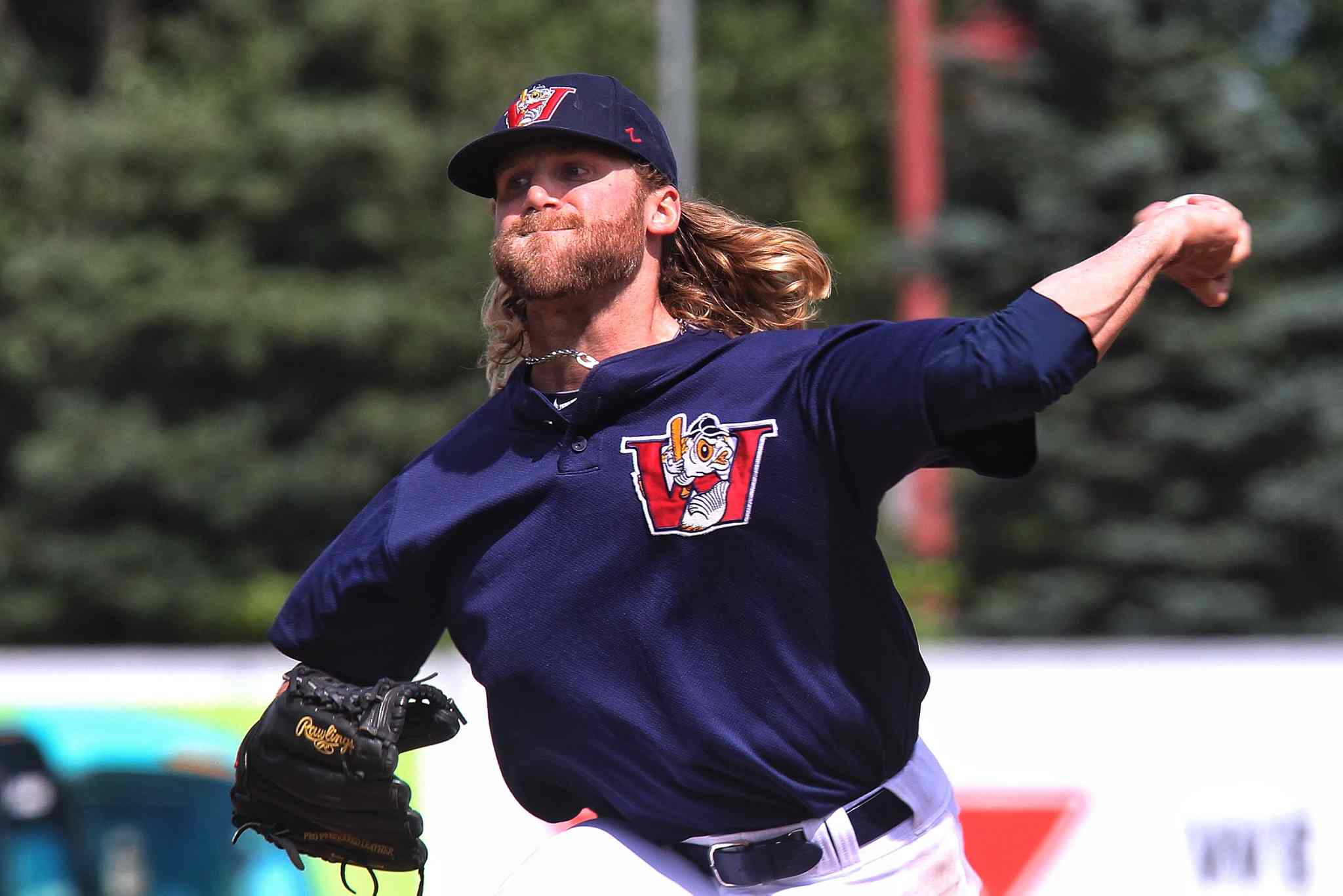 Salamida throws a curve at Goldeyes – Winnipeg Free Press