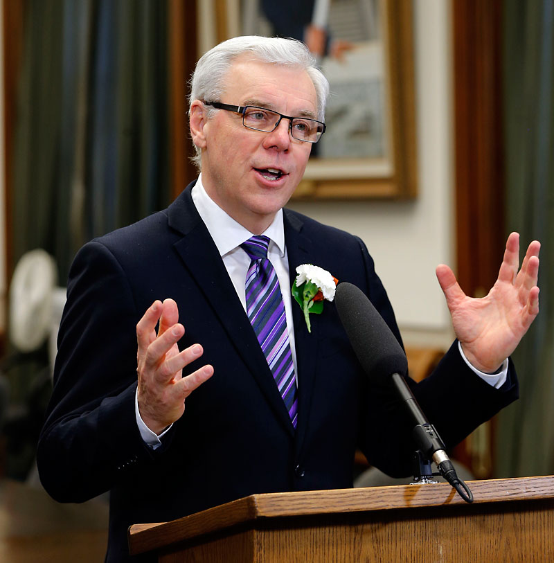 Selinger sidesteps questions on rules for leadership race – Winnipeg ...