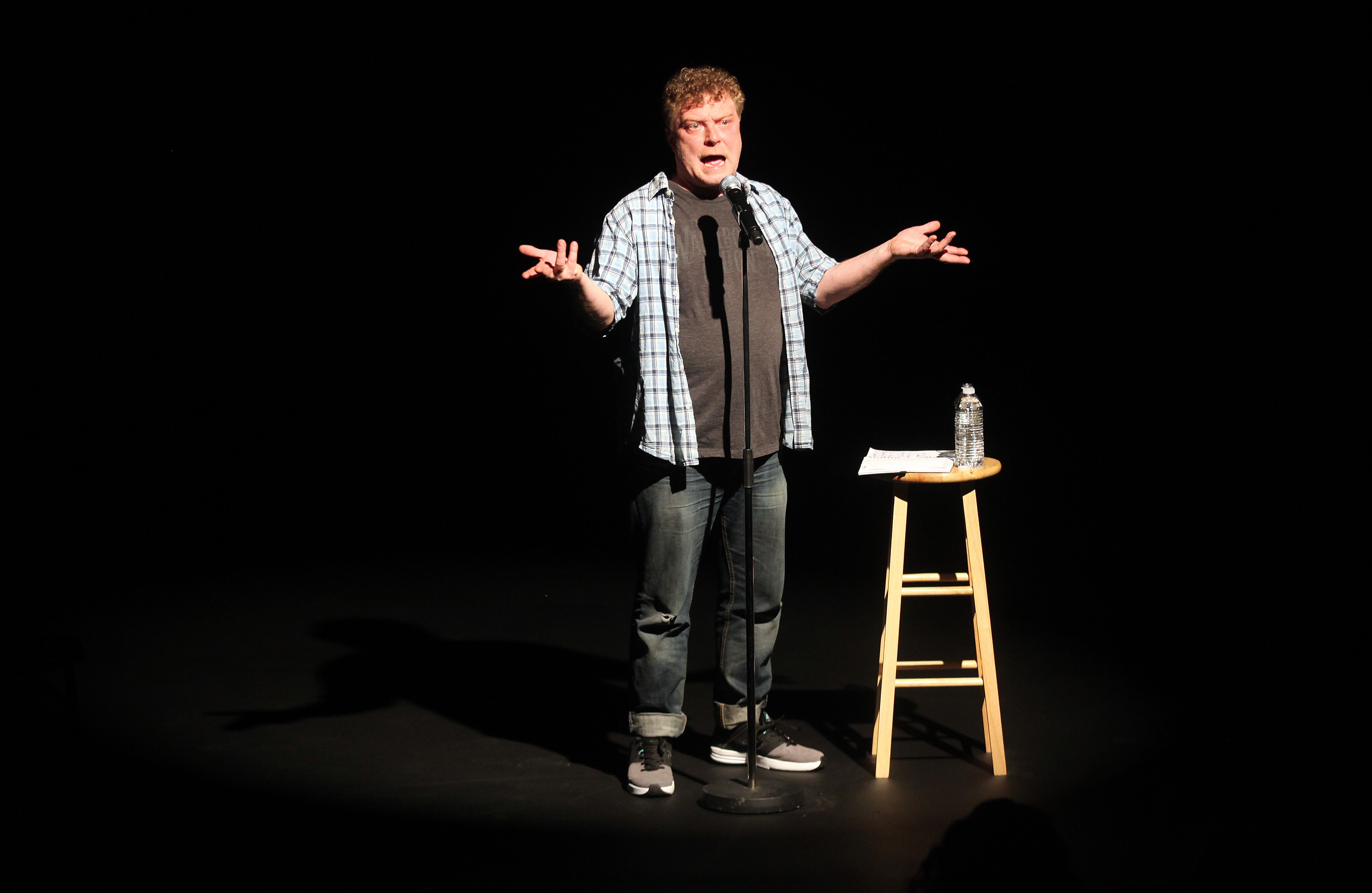 Tale of farm boy turned comedian offers up plenty of laughs – Winnipeg ...