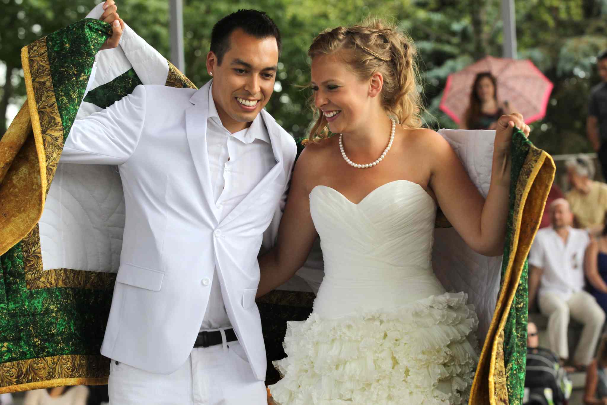 Couple gets married in first ever public wedding ceremony at The Forks ...