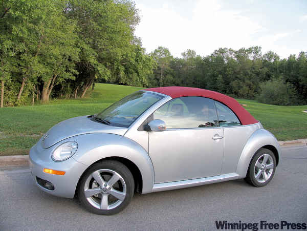 2010 VW NEW BEETLE CONVERTIBLE: Lady’s Bug – Winnipeg Free Press