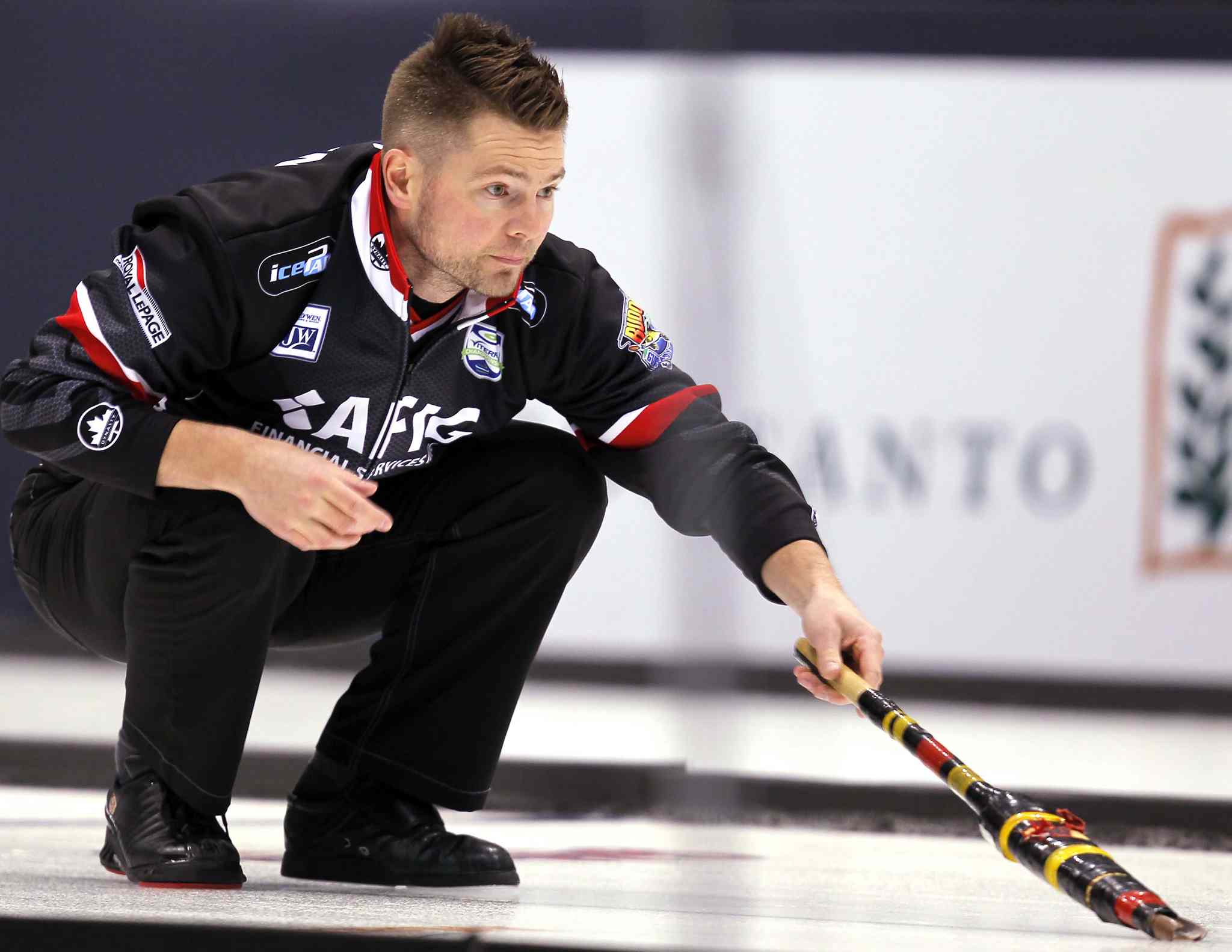 Big guns advance to A-side qualifiers in curling championship ...