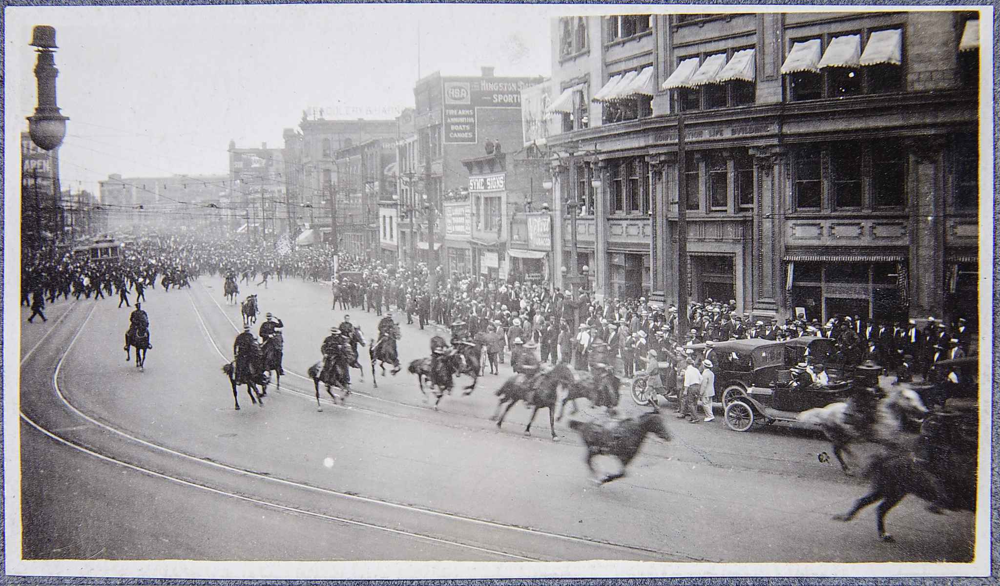 A century after the General Strike, the wealth gap endures – Winnipeg ...