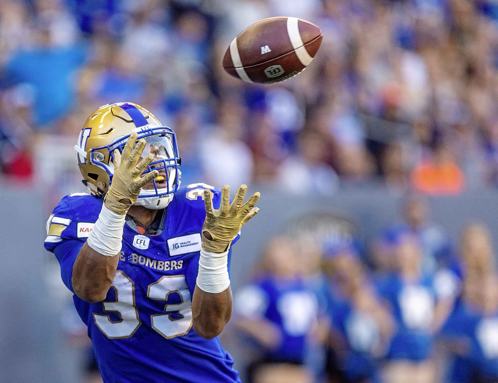 High five! Blue still undefeated – Winnipeg Free Press