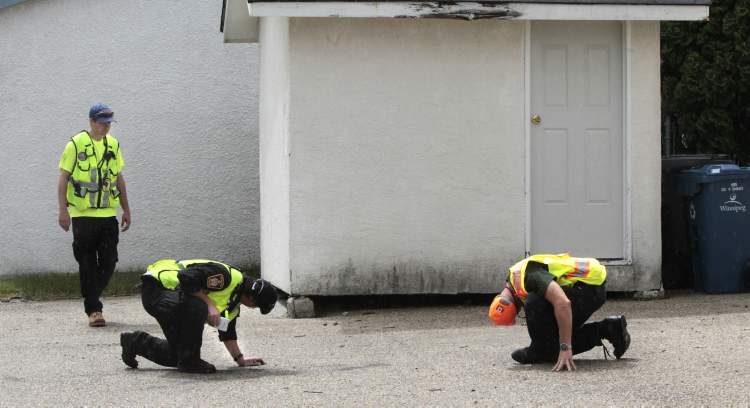 Despair sets in during search – Winnipeg Free Press