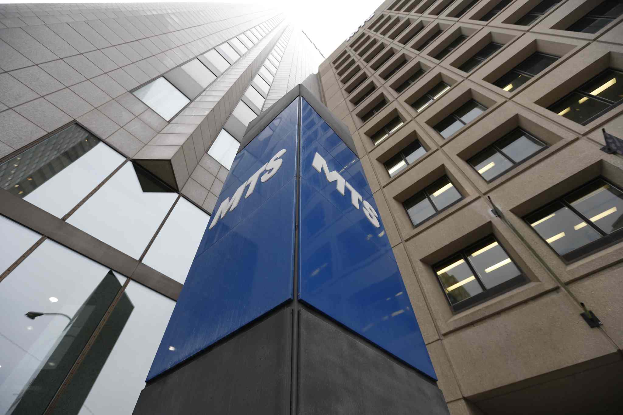 MTS completes sale of Allstream – Winnipeg Free Press