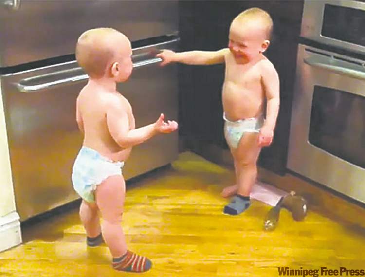 Viral video of babbling twin babies has experts talking – Winnipeg Free ...