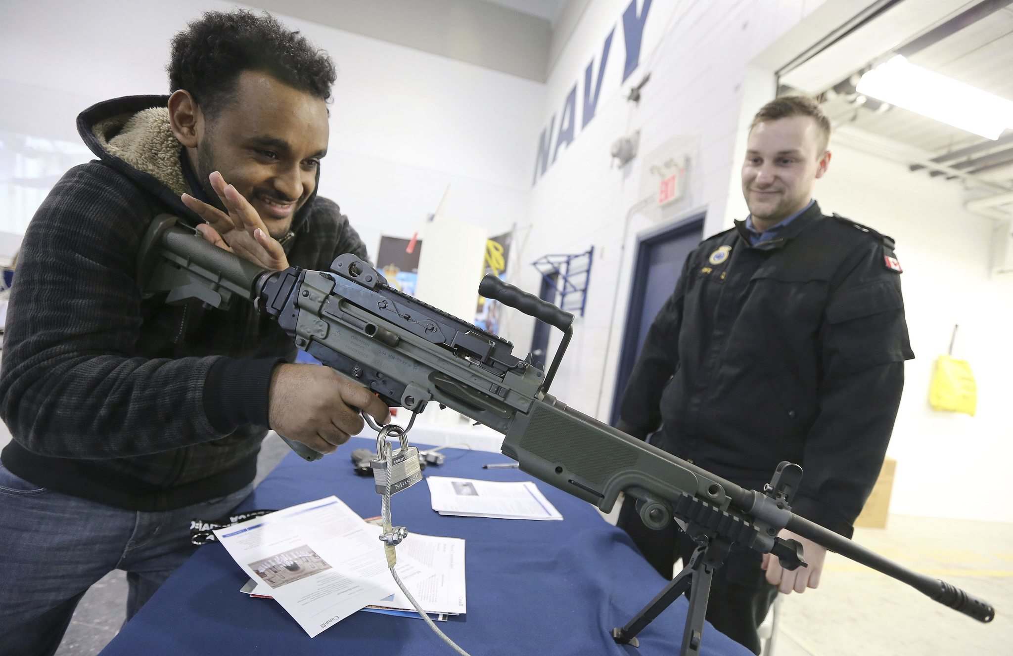 Navy job fair at HMCS Chippawa – Winnipeg Free Press