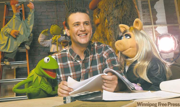 Muppet man: Jason Segel livin’ large starring with fuzzy legends in ...