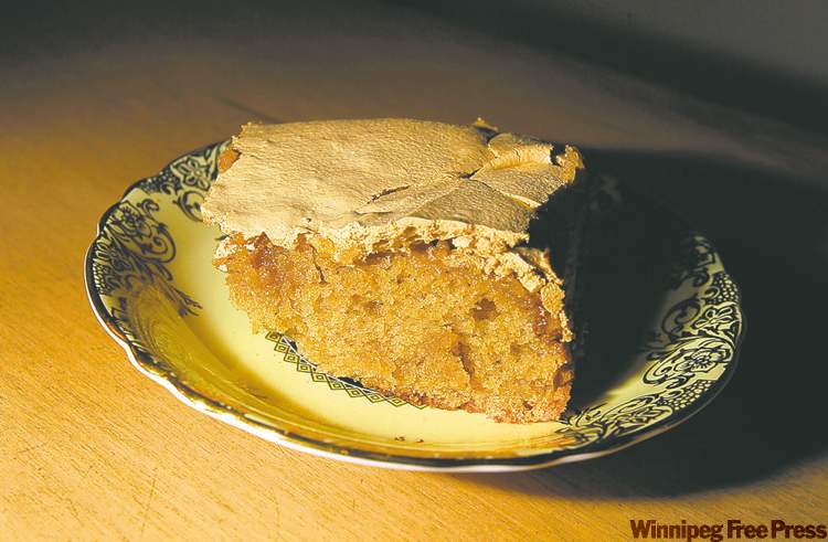 What a cake! It makes its own sauce – Winnipeg Free Press