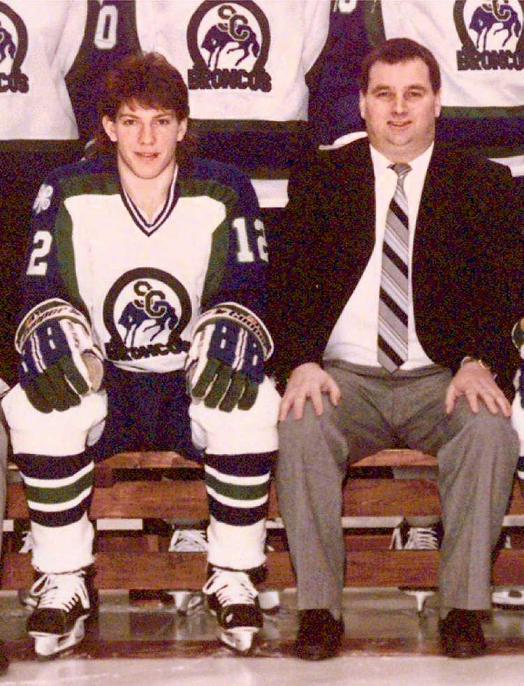 Former hockey coach Graham James sentenced to 2 years for abusing ...