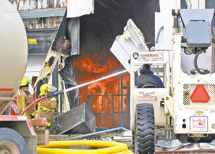 Flaxseed plant burns, 50 out of job – Winnipeg Free Press