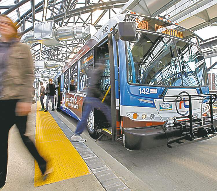Riders take spin on new rapid transit system – Winnipeg Free Press