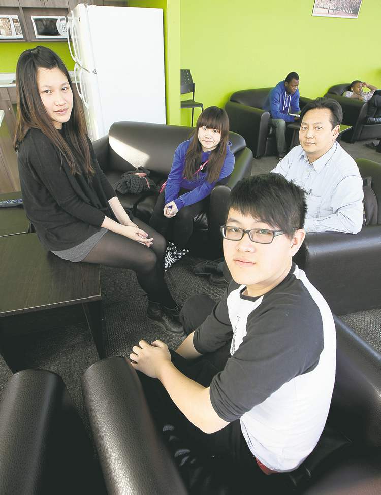 Students complain of poor living conditions – Winnipeg Free Press