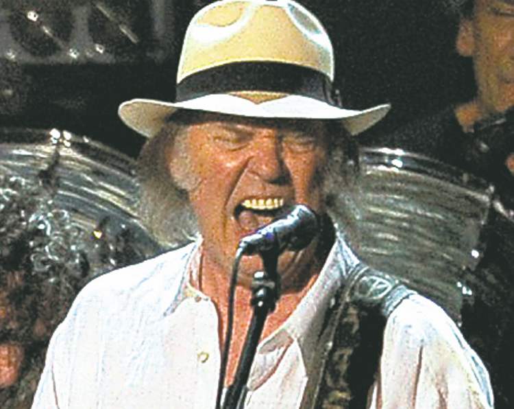 Neil Young rides Crazy Horse to Winnipeg on Nov. 16 – Winnipeg Free Press