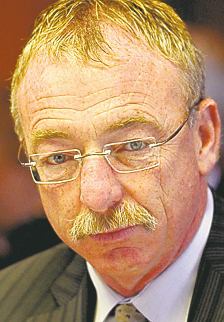 No tossing CAO for now – Winnipeg Free Press