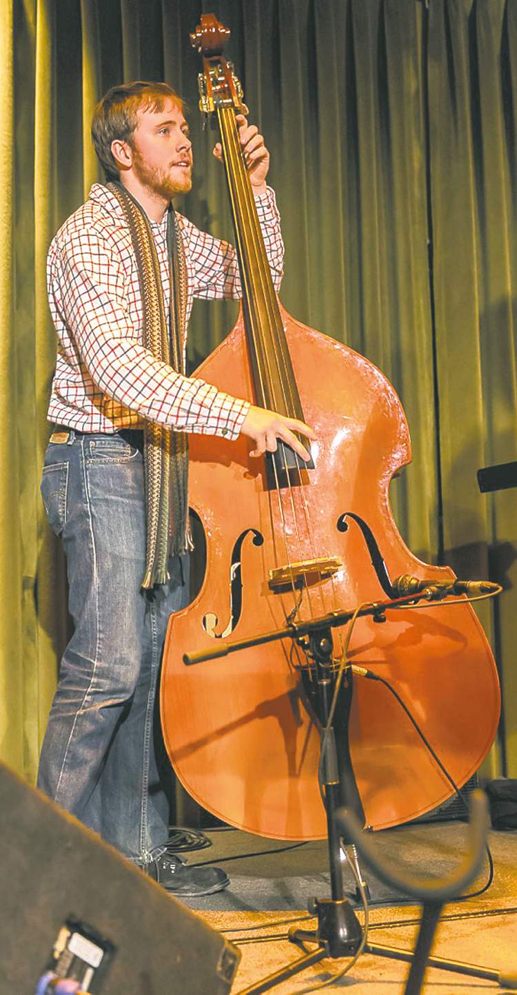 Winnipeg musician gets to first bass – Winnipeg Free Press