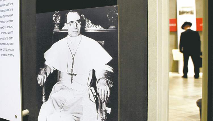 More nuanced, informed account of ‘Nazi pope’ – Winnipeg Free Press