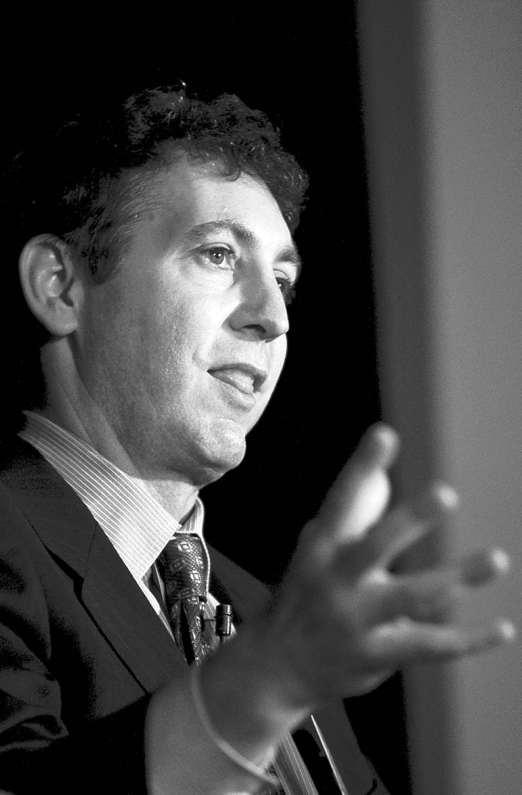 Asper punching away at pumping up Fight Network – Winnipeg Free Press