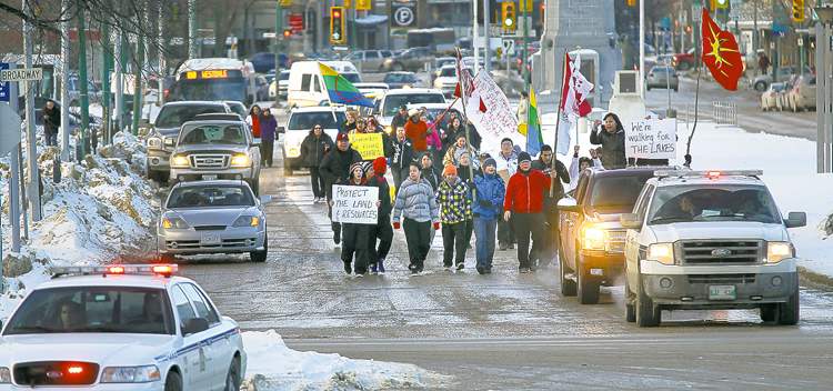 First Nation’s youth walk to fight Bill C-45 – Winnipeg Free Press