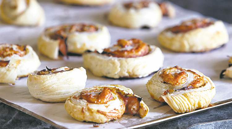 Mennonite girl cooks with Mennonite Girls – Winnipeg Free Press