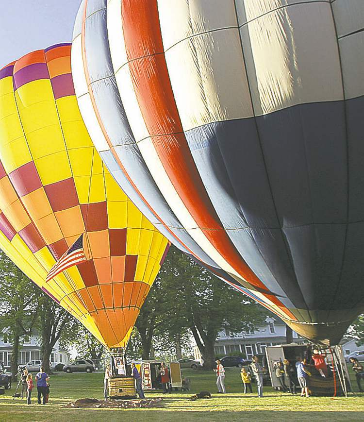 Sky-high balloons anchored to earthly history – Winnipeg Free Press