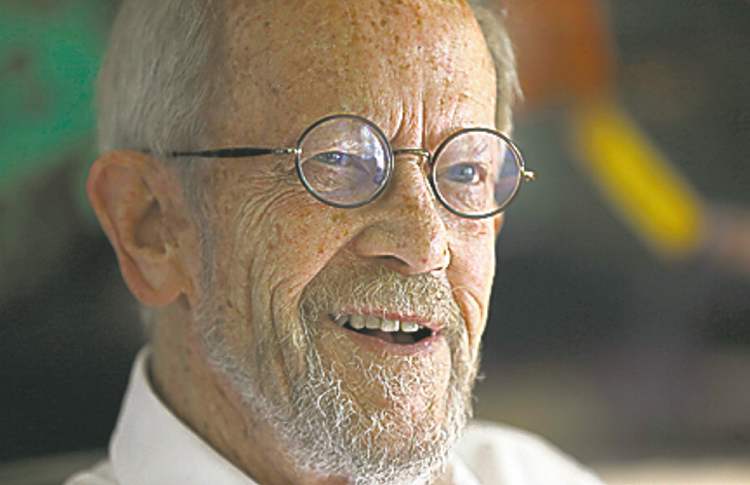 Crime novelist Leonard recovering from stroke – Winnipeg Free Press