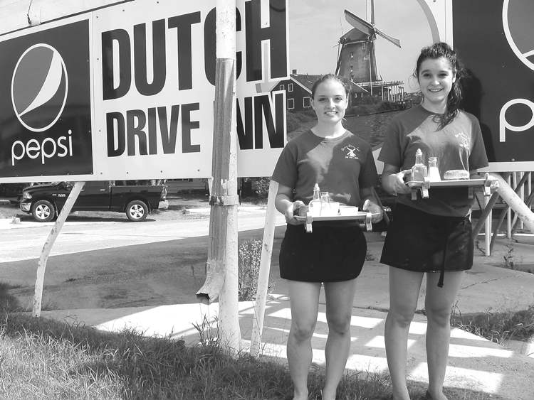 Time stands still at Dutch Drive In – Winnipeg Free Press