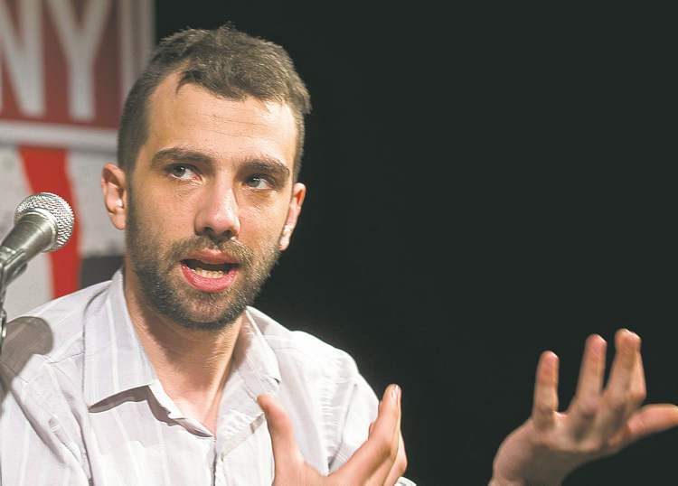 Goon actor playing himself, sort of, in sitcom pilot for ABC – Winnipeg ...