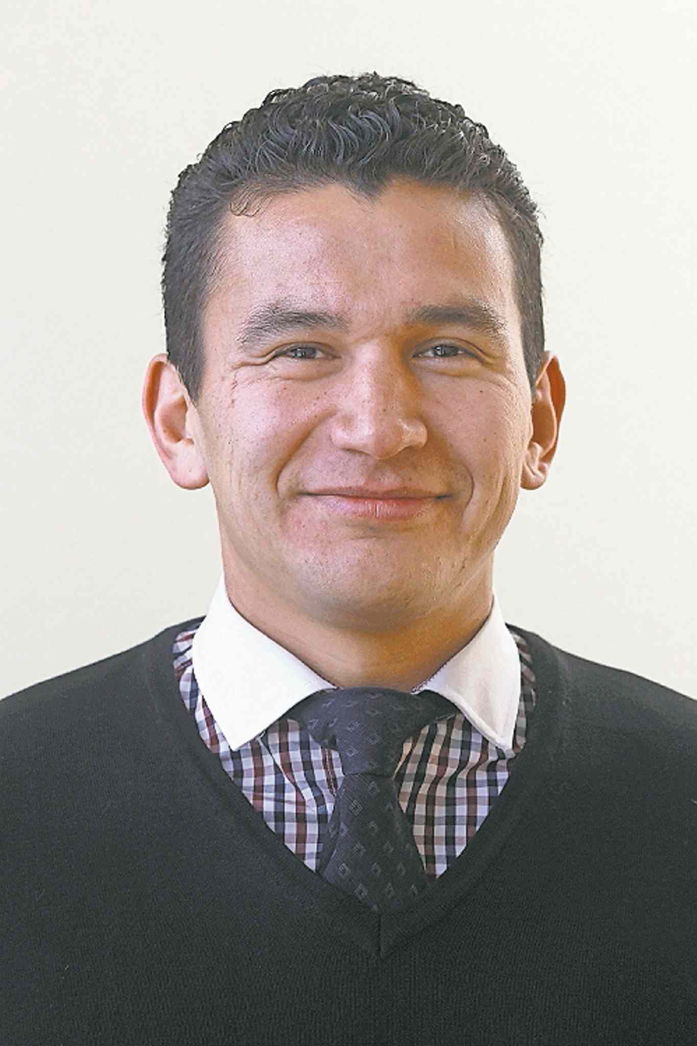 On the Night Table with Wab Kinew – Winnipeg Free Press