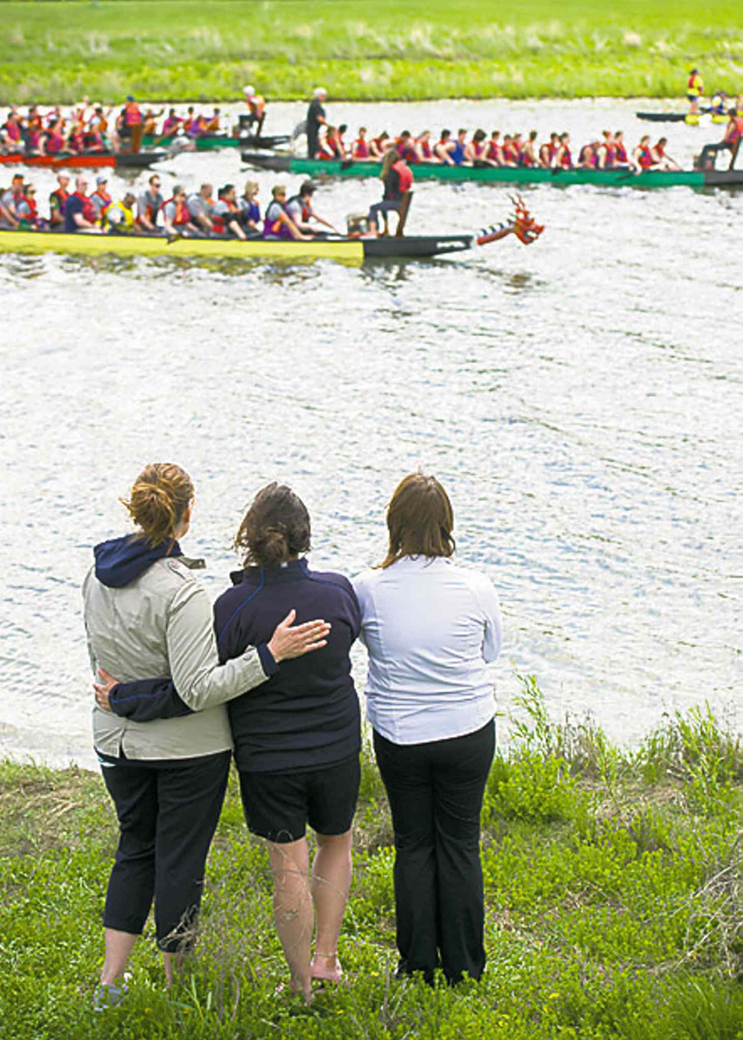Dragon boats for hope – Winnipeg Free Press