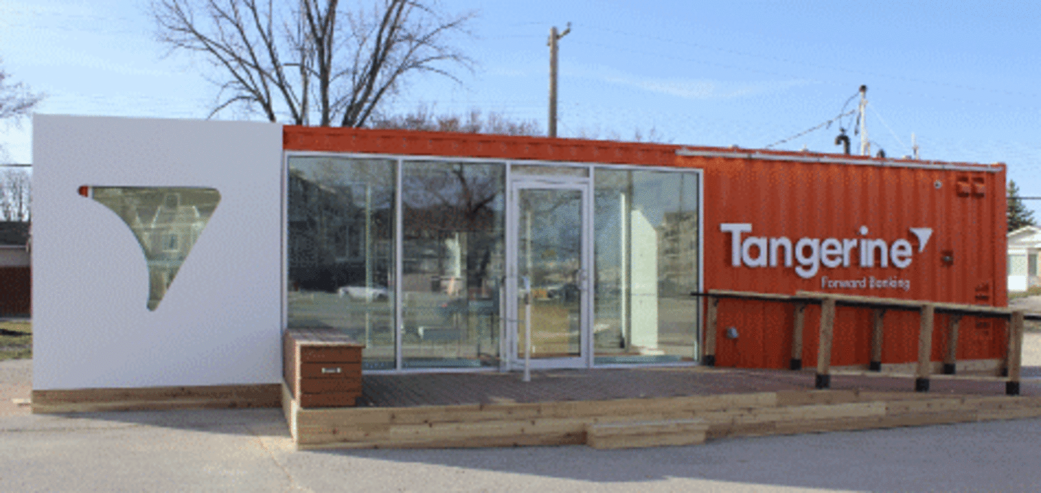 Tangerine has pop-up in shipping container – Winnipeg Free Press