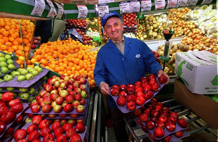 Grocer Joe Cantor dies at 88 – Winnipeg Free Press