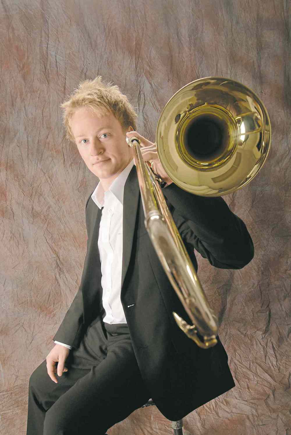 World-travelling trombonist blows back into town – Winnipeg Free Press