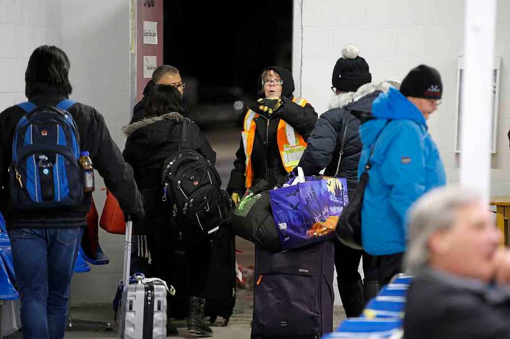 Startup bus line owners hoping the ‘homey’ approach makes passengers ...